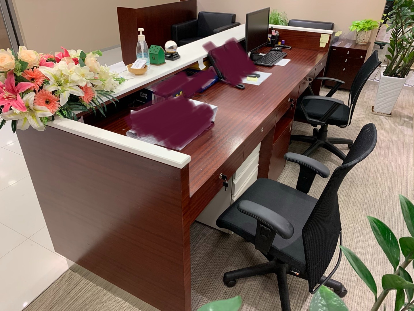 F9 紅木色接待處_CUBE